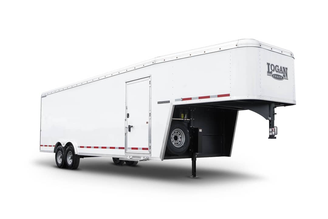 Contractor Trailer – Logan Coach