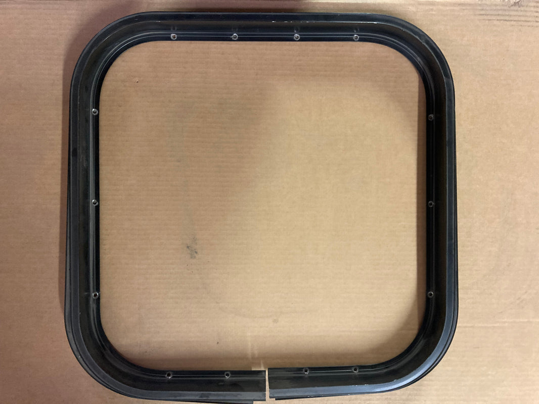 Windows – Logan Coach